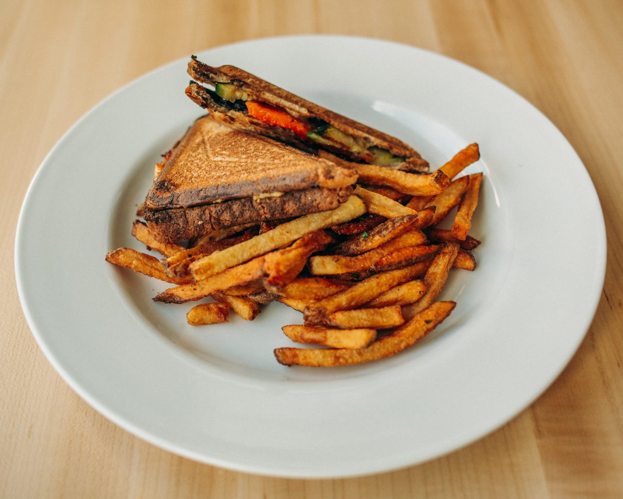 Lunch Menu - Johnny's Eatery